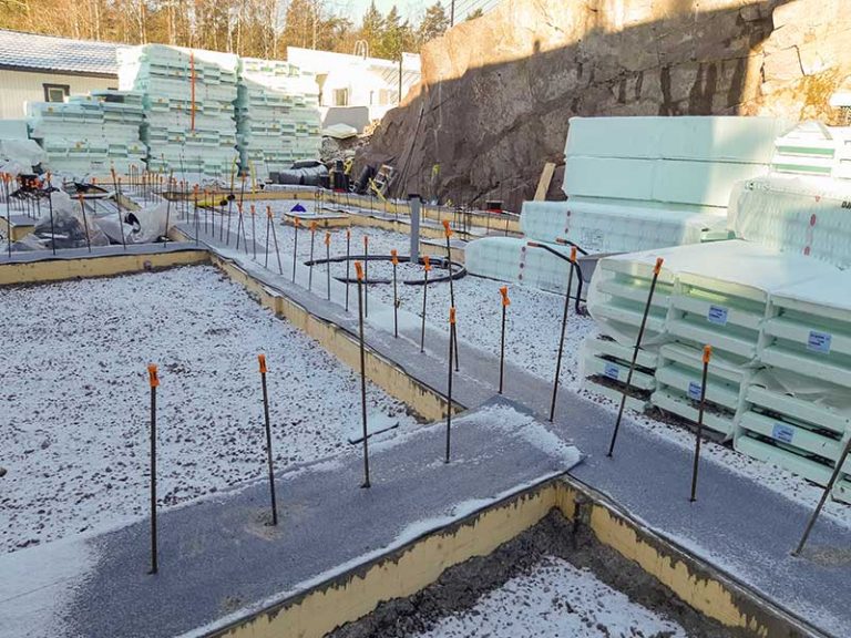 EPS-eristeharkko valmiskellari